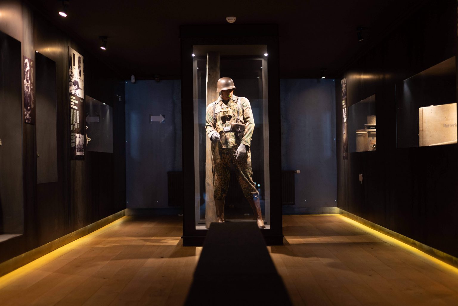 Ardennenoffensive: Historisches Museum Dezember 44 - Land of Memory